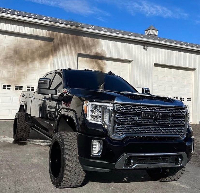 Chevy Duramax Lifted Rollin Coal
