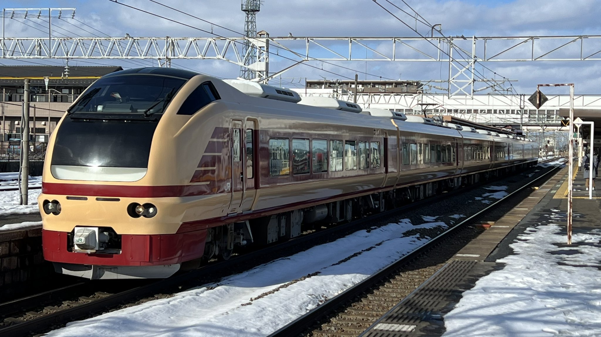 がみ on Twitter: "E653系が使用された臨時列車に乗ってきました。 https://t.co/cPiRoCmX98" / Twitter