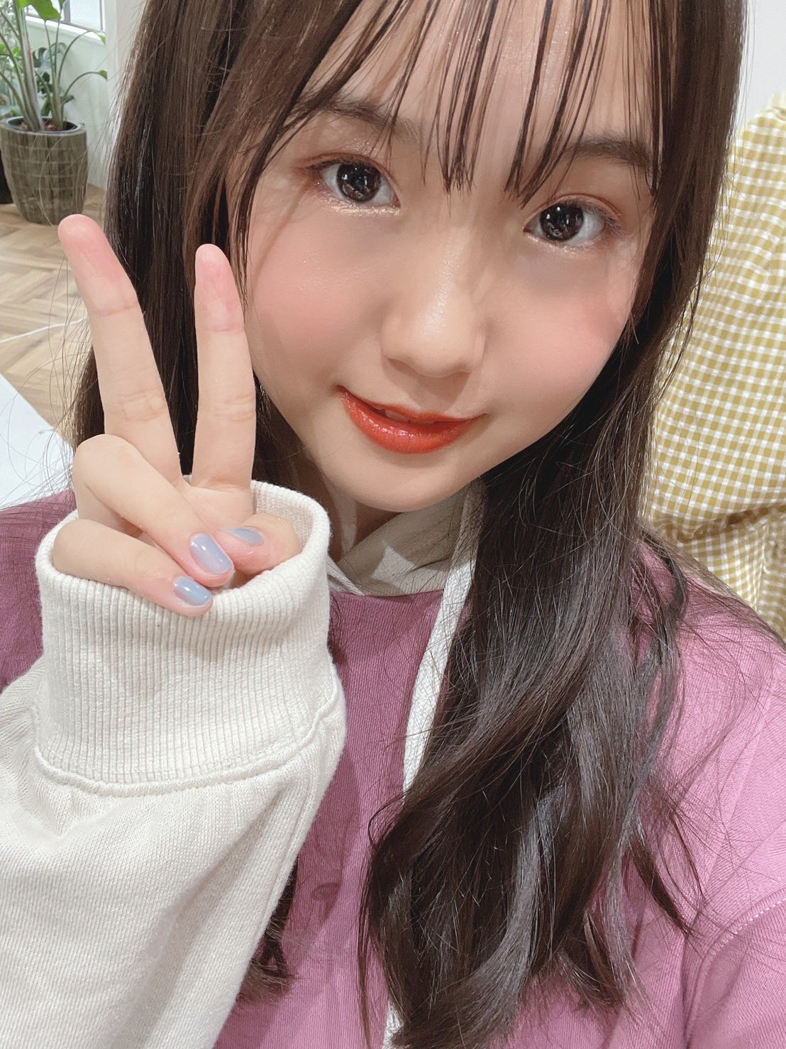 石田凛音 on Twitter: "おはよ🤍昨日のもだけどこれもCuugal2月号のオフショット📸 https://t.co/nobdXLYeWq" / Twitter