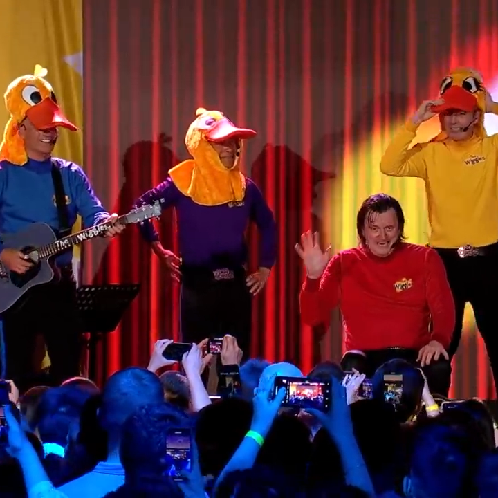 The Wiggles Captain Feathersword Crying Five Little Ducks