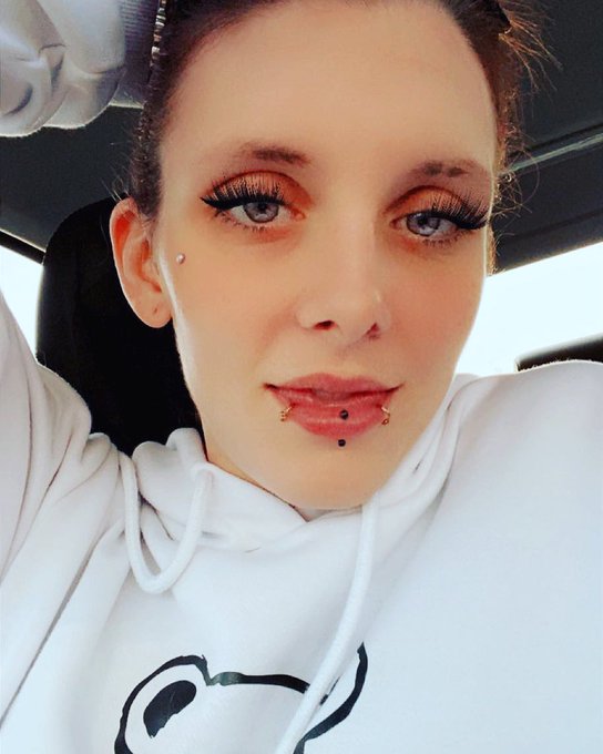 TW Pornstars - Jaybaybee4.20. Pictures and videos from Twitter.