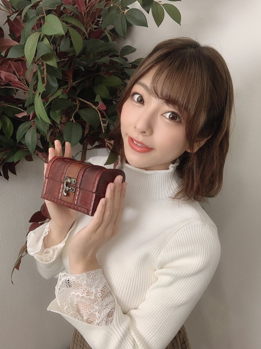 岬あずさ 可愛いかったらリツイート 岬あずさ Sexy美少女で一息。。 Ikemenover18