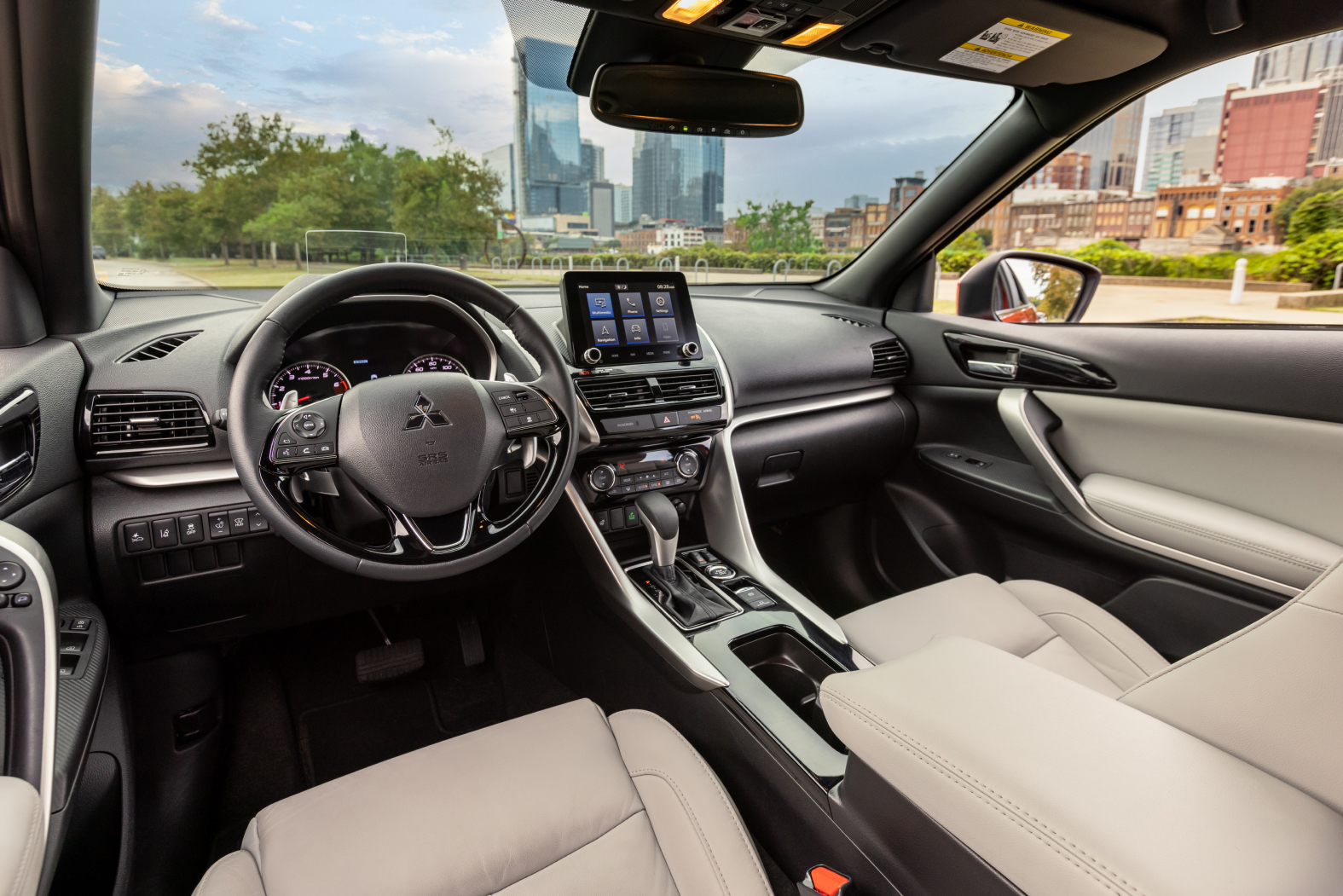Mitsubishi Eclipse 2022 Interior
