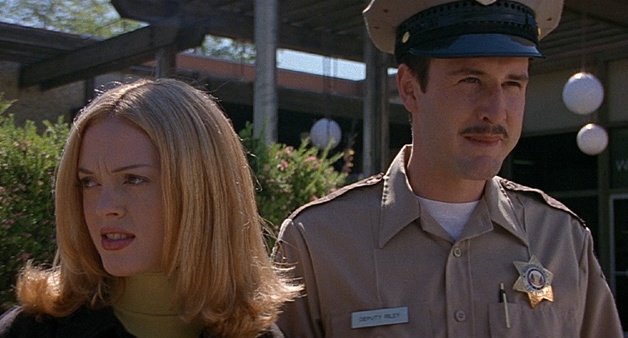 Dewey Police Officer Scream