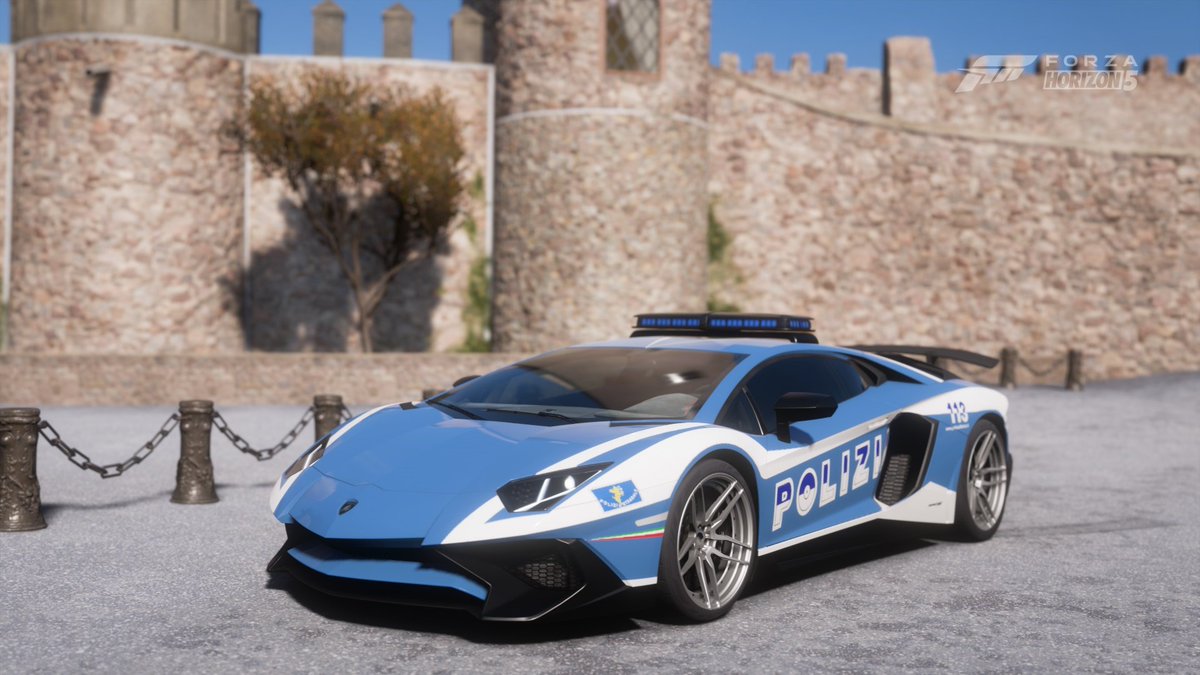 Lamborghini Aventador Police Car