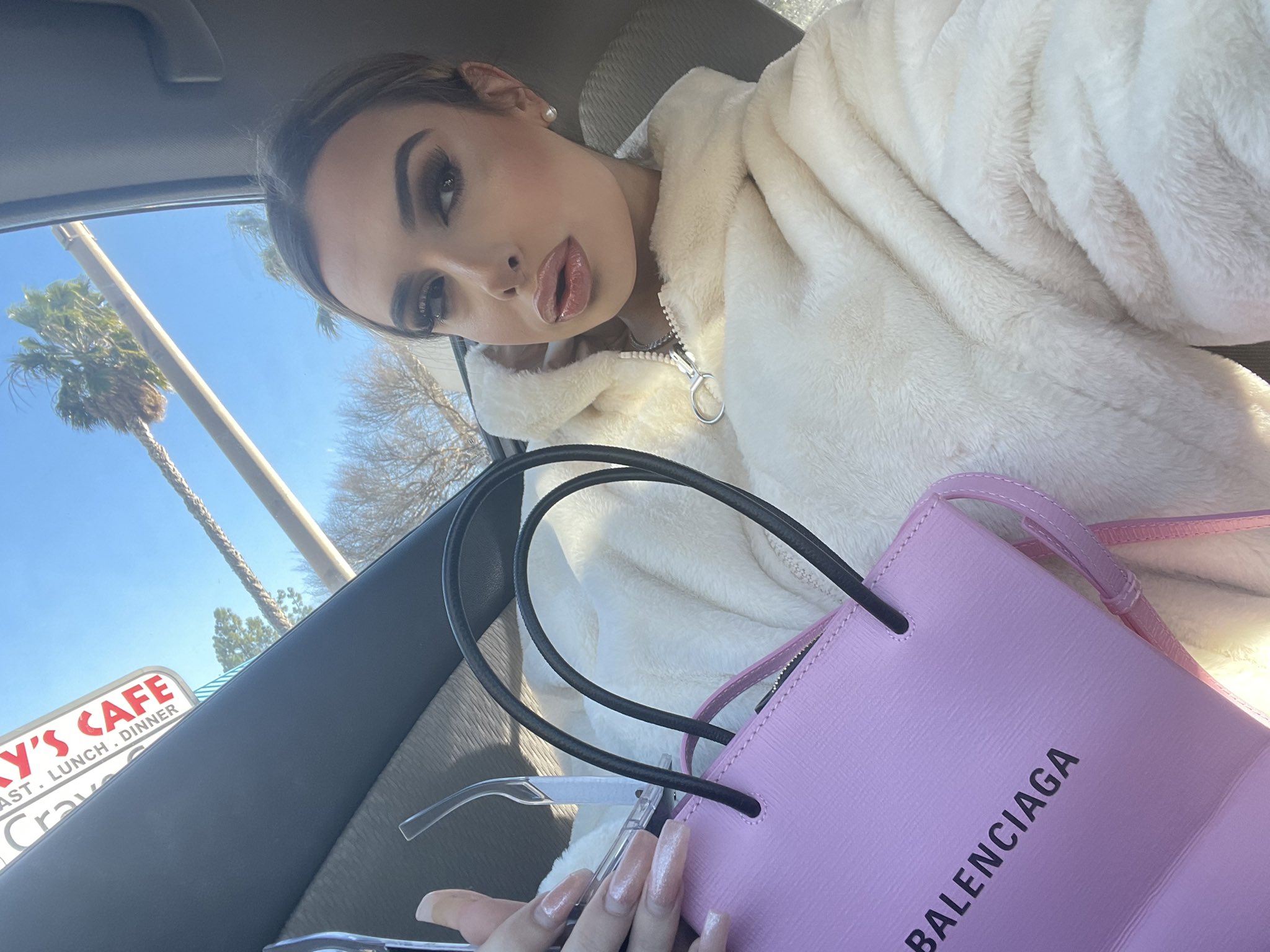 TW Pornstars - Queen_Ivory. Twitter. May the Bishop Pray for you cuz ...