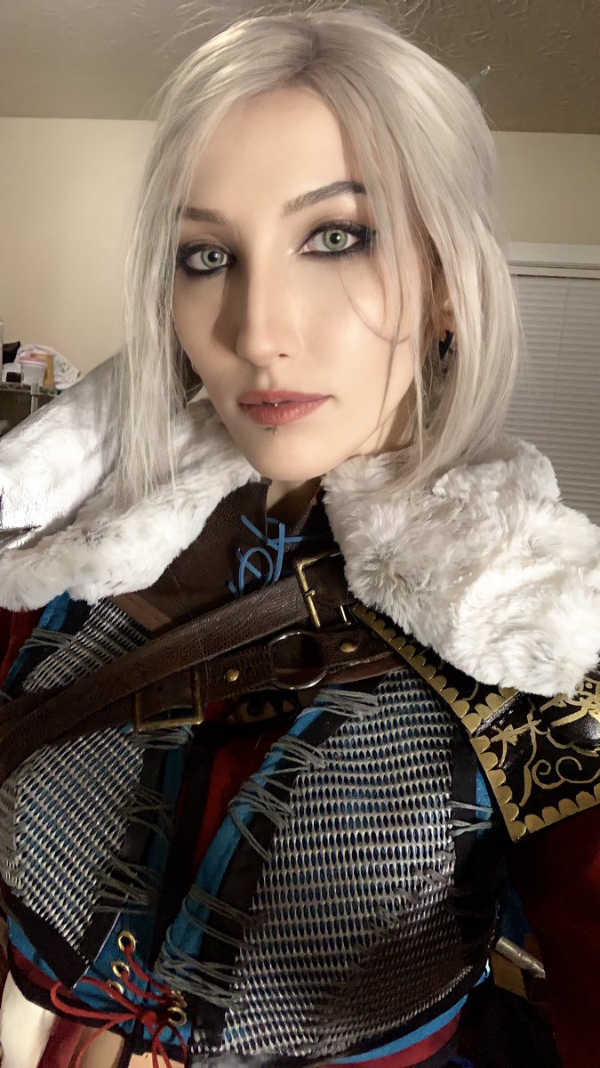 Ciri cosplay done! Everything made from scratch 😮‍💨 #ciricosplay # ...