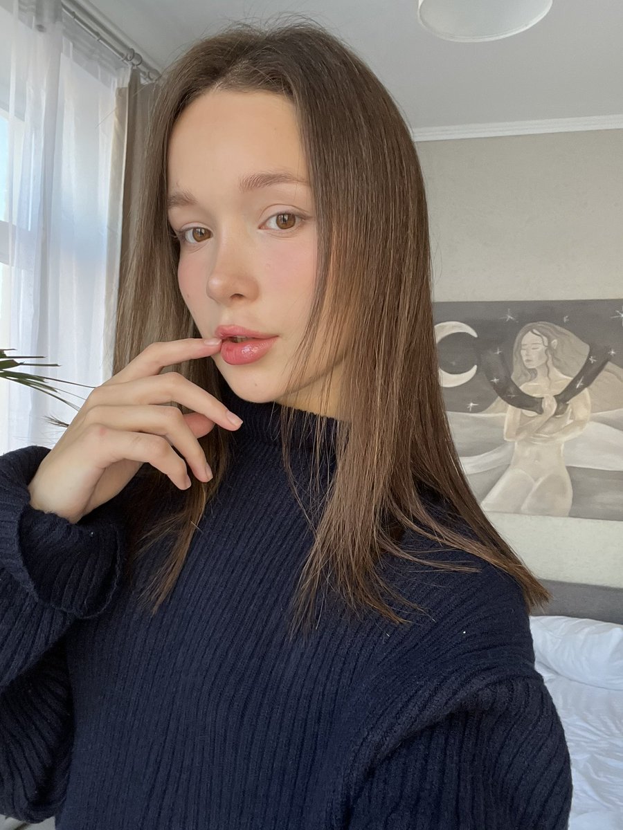 🐧 Ellie @ellieleen1