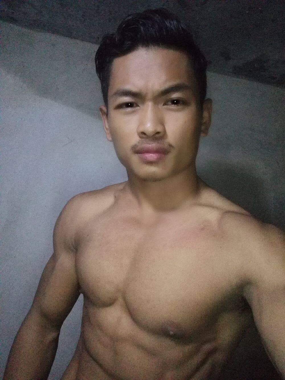 Kyaw Gyi On Twitter ဘော်ဒီကိတ် လီးကိတ်တဲ့ မန်လေးက ထရိန်နာ အထန်ကြီး