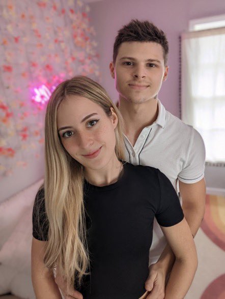 Tw Pornstars 1 Pic Blondefoxsilverfox Twitter Get Ready Yall