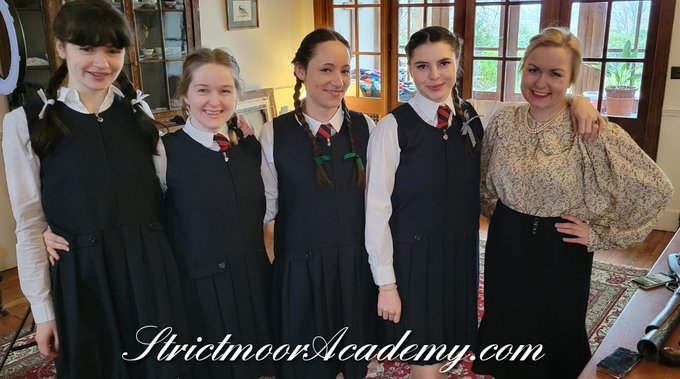 TW Pornstars - Sarah Gregory. The most retweeted pictures and videos ...