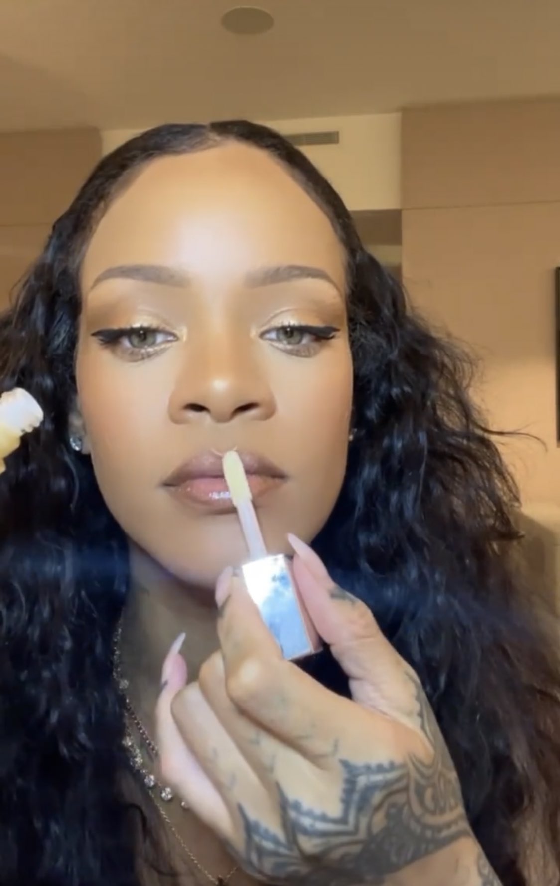 Rihanna 2022 Instagram Smoking