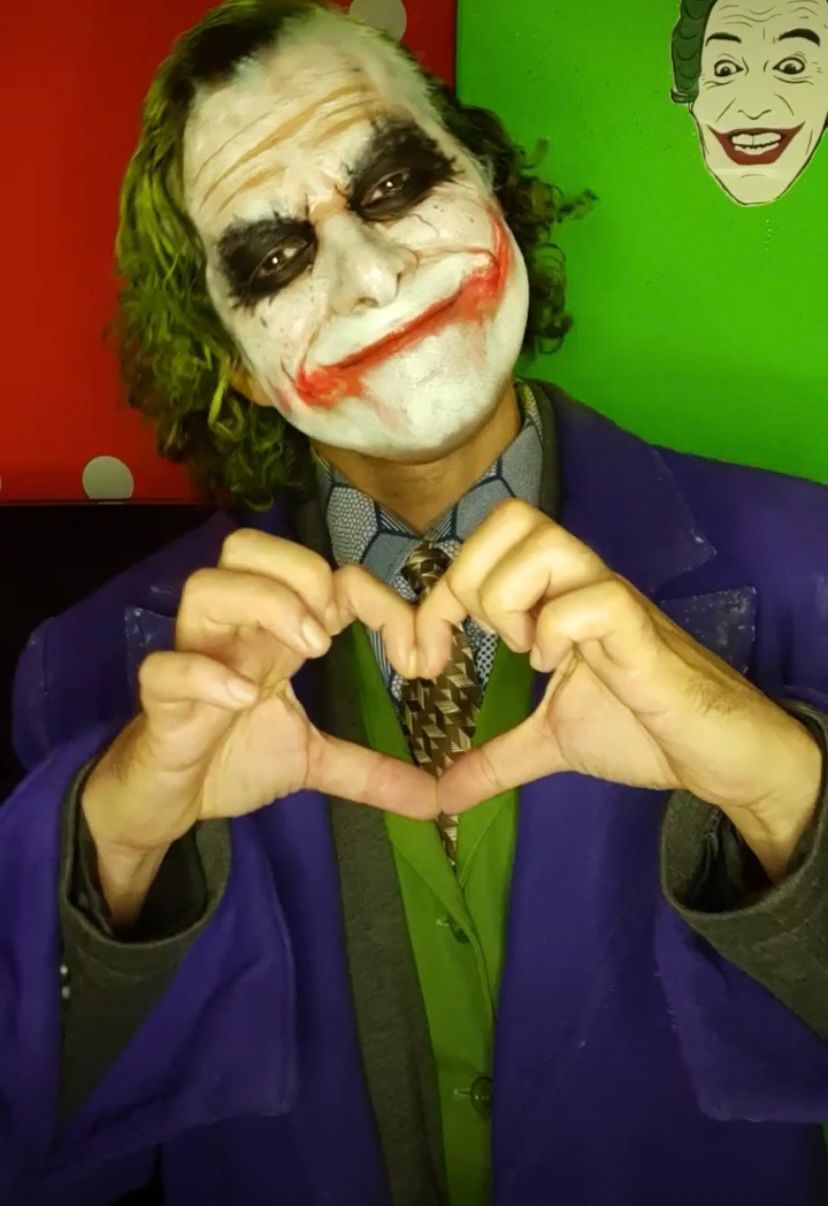 Heath Ledger Joker Cosplay