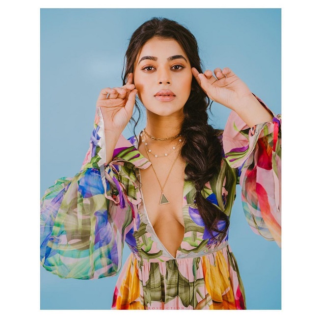 Tamil Actress Galleri on Twitter: "#YaminiBhaskar sensational show Check Here https://t.co ...