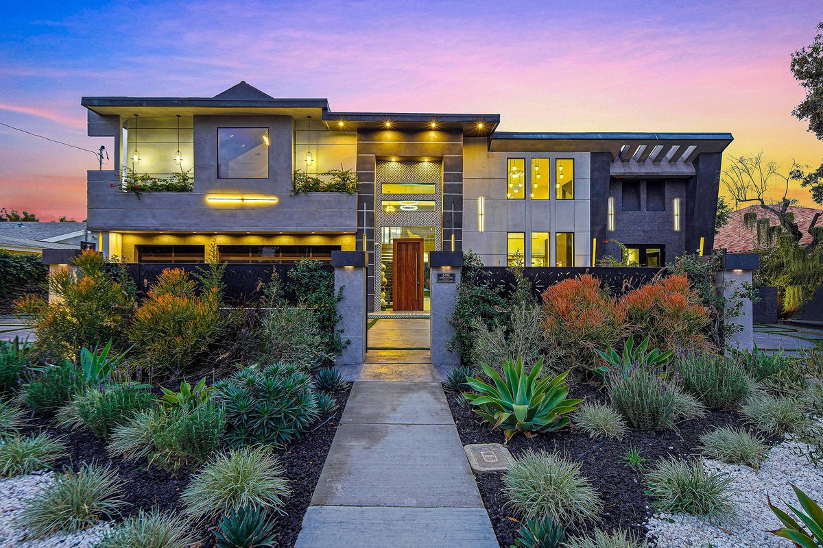 10 Stunning House Designs in Pakistan That Will Take Your Breath Away