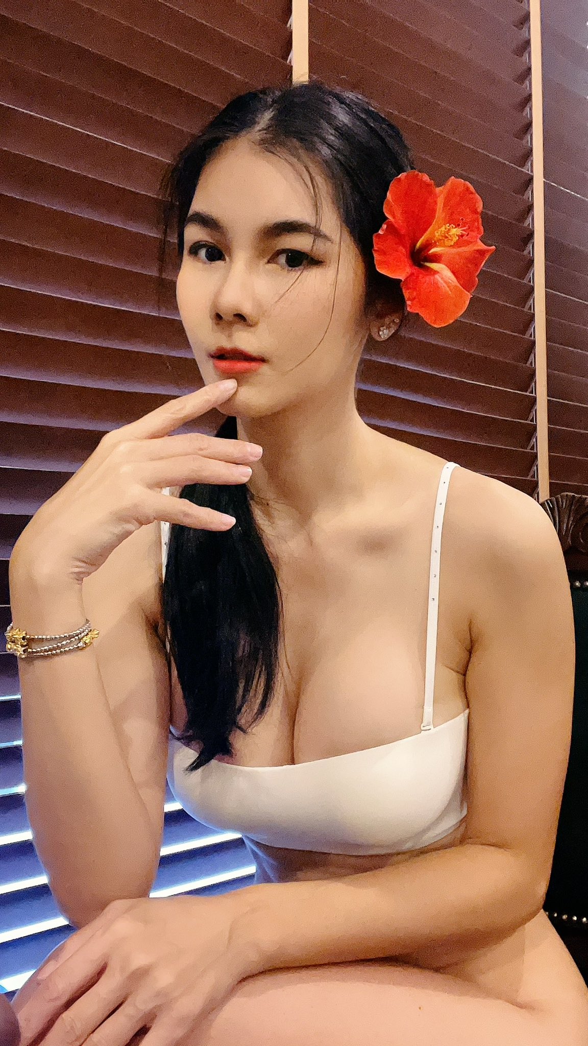 Natkejsarin on Twitter: "จะกี่ดอกดีคะ https://t.co/yKiovGBm8g https://t.co/QAywv2azG9" / Twitter