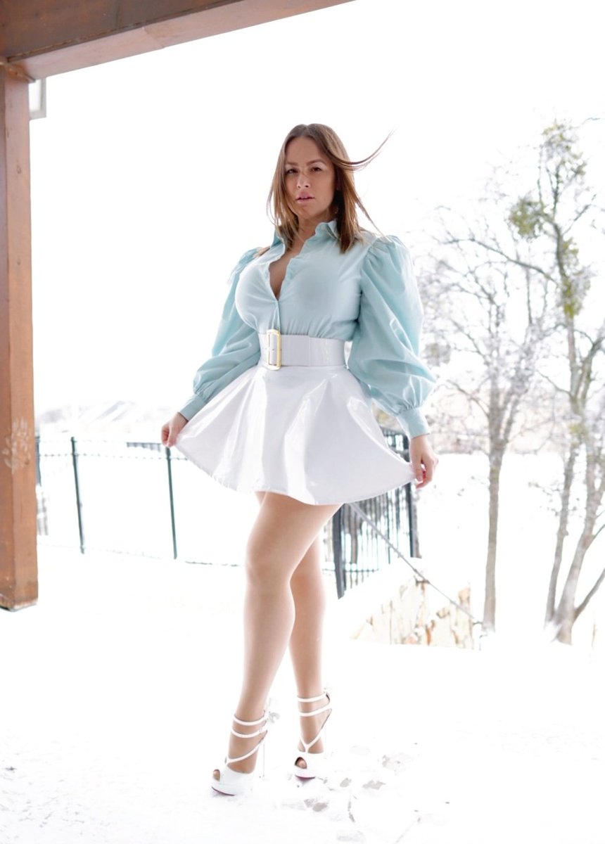 Carrie LaChance 👸🏼 @carrielachance Timeline, The Visualized Twitter ...