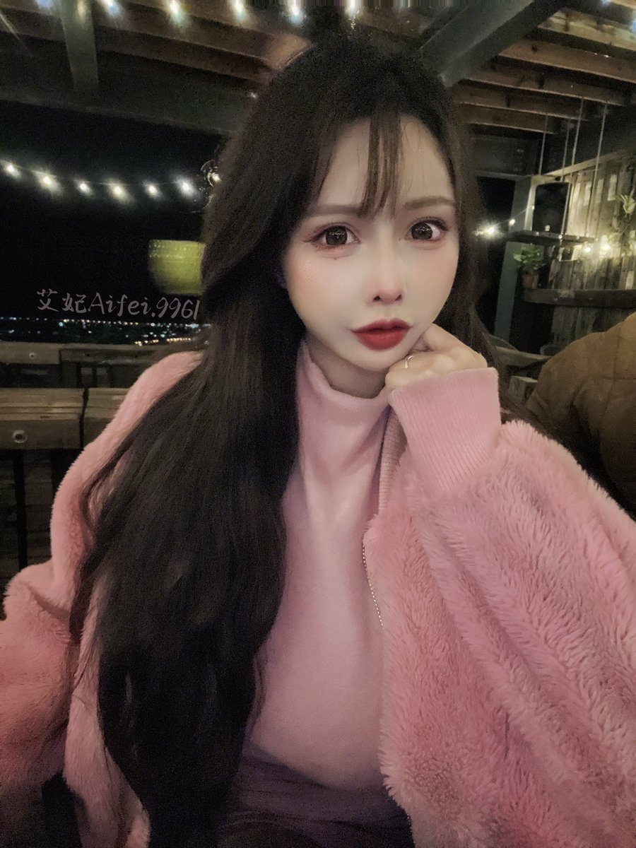 新年快樂 今天真的有冷🎊 想我可以 進入https://t.co/dePe6hzUDH ai_fei9961 @aifei4