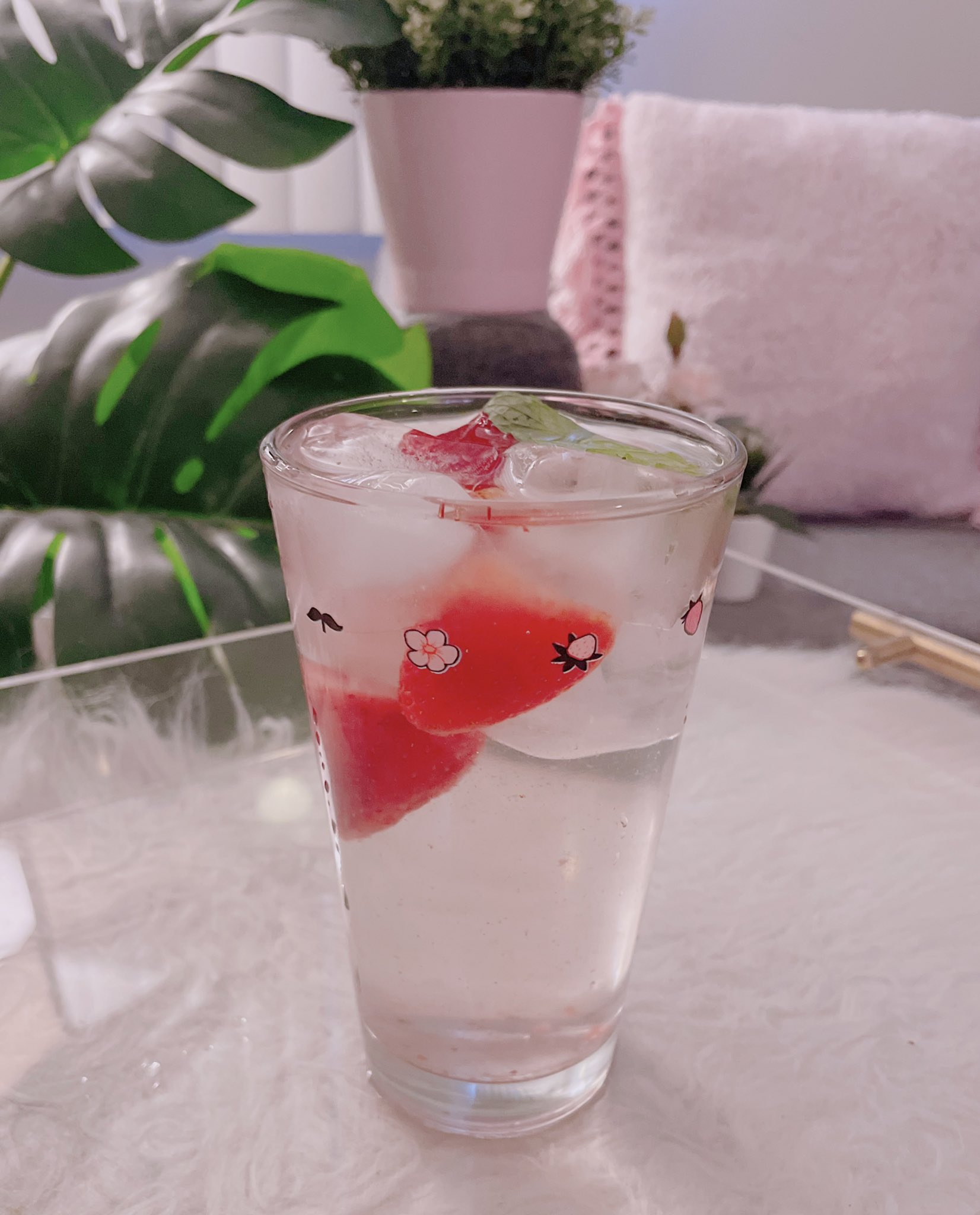 shari ☁️ (@milkgrrl) / Twitter