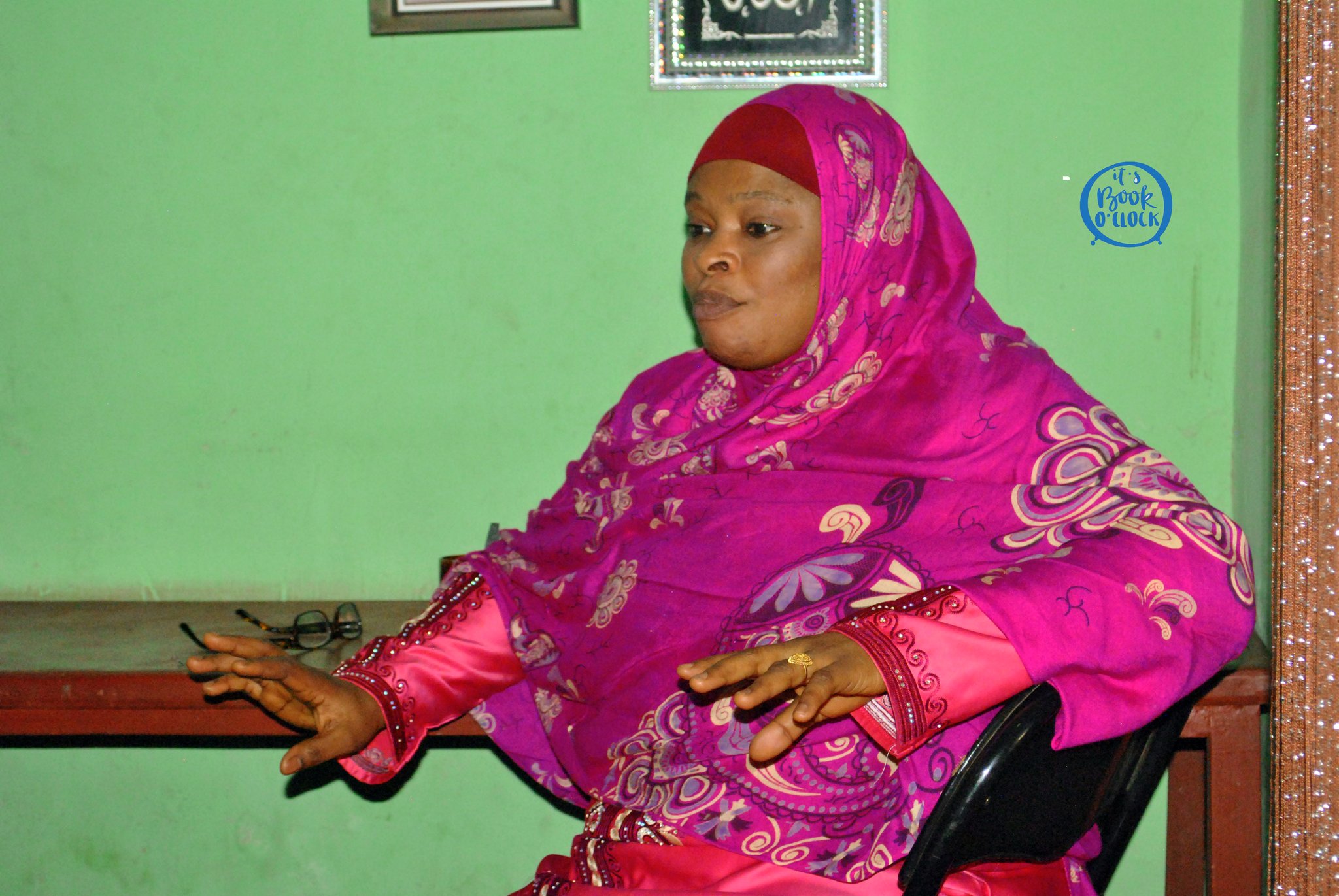 Book O'clock UDUS (@bookoclock_udus) / Twitter