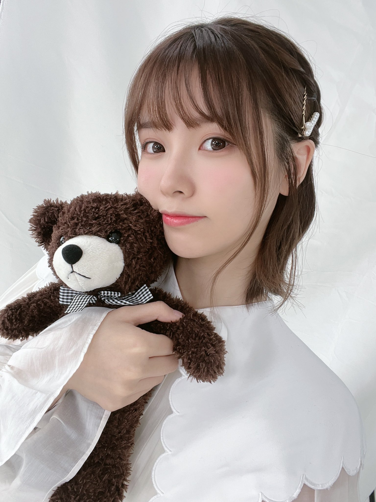 Liyuu on Twitter: "昨日発売の 「WiNK UP」2022年3月号🎀 写真とインタビューを掲載されます！ 熊ちゃんと一緒に、そして久しぶりのメガネLiyuu🤓 みんなよろしく ...