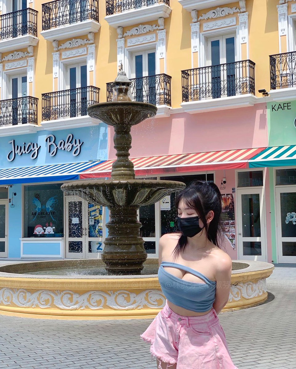 兩個噴水池⛲️ 訂閱私密頻道讓你旺整年🧨🧨訂閱後私訊就能得到 #限時福利照 三張🎁‼️ #Subscribe👇🏻 #OnlyFans🔞 https://t.co/hPhNeNcg21 # ...