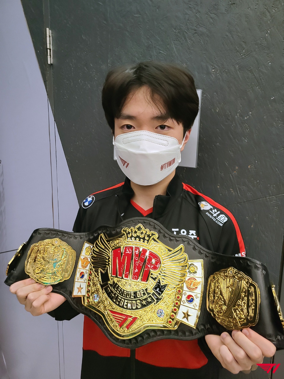 T1 LoL on Twitter: "[22. 02. 09 MVP of the day by T1] 오늘의 씬스틸러. T1 MVP는 ‘Keria’ 류민석 선수가 선정되었습니다 ...