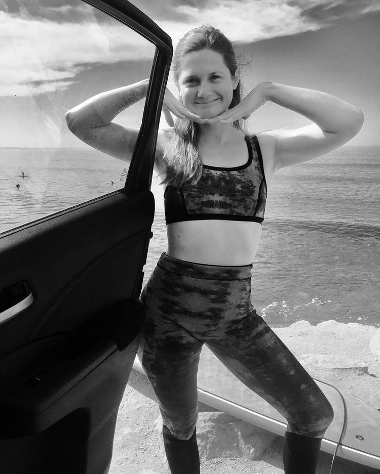 Bonnie Wright Vacation