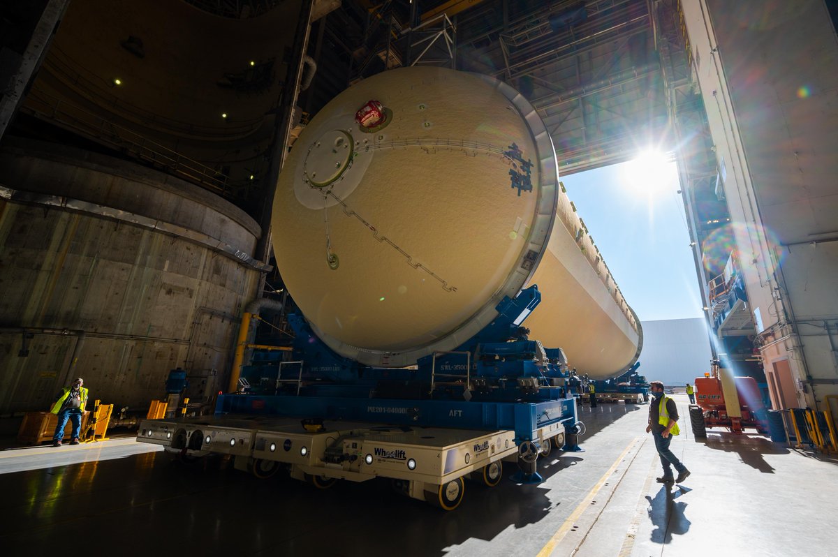 🎵 Come together 🎵 Technicians are preparing to connect two major parts ...