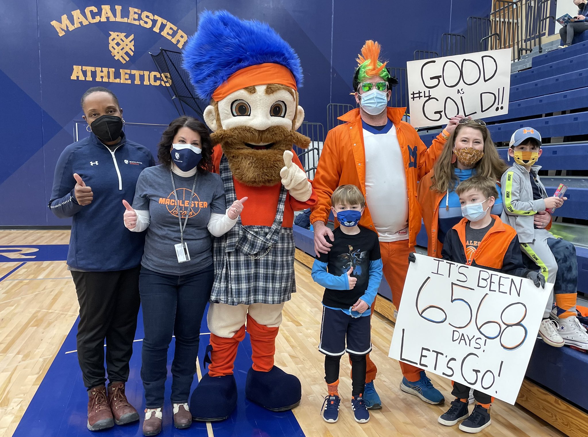 Macalester College Mascot