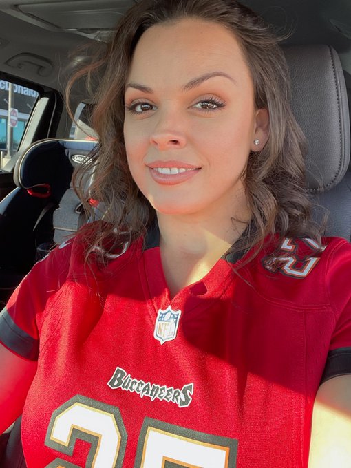 TW Pornstars - Renee Perez. Pictures and videos from Twitter.