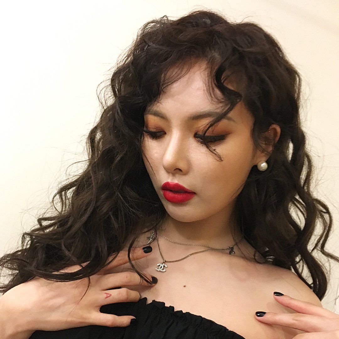 Hyuna 2022 Selca