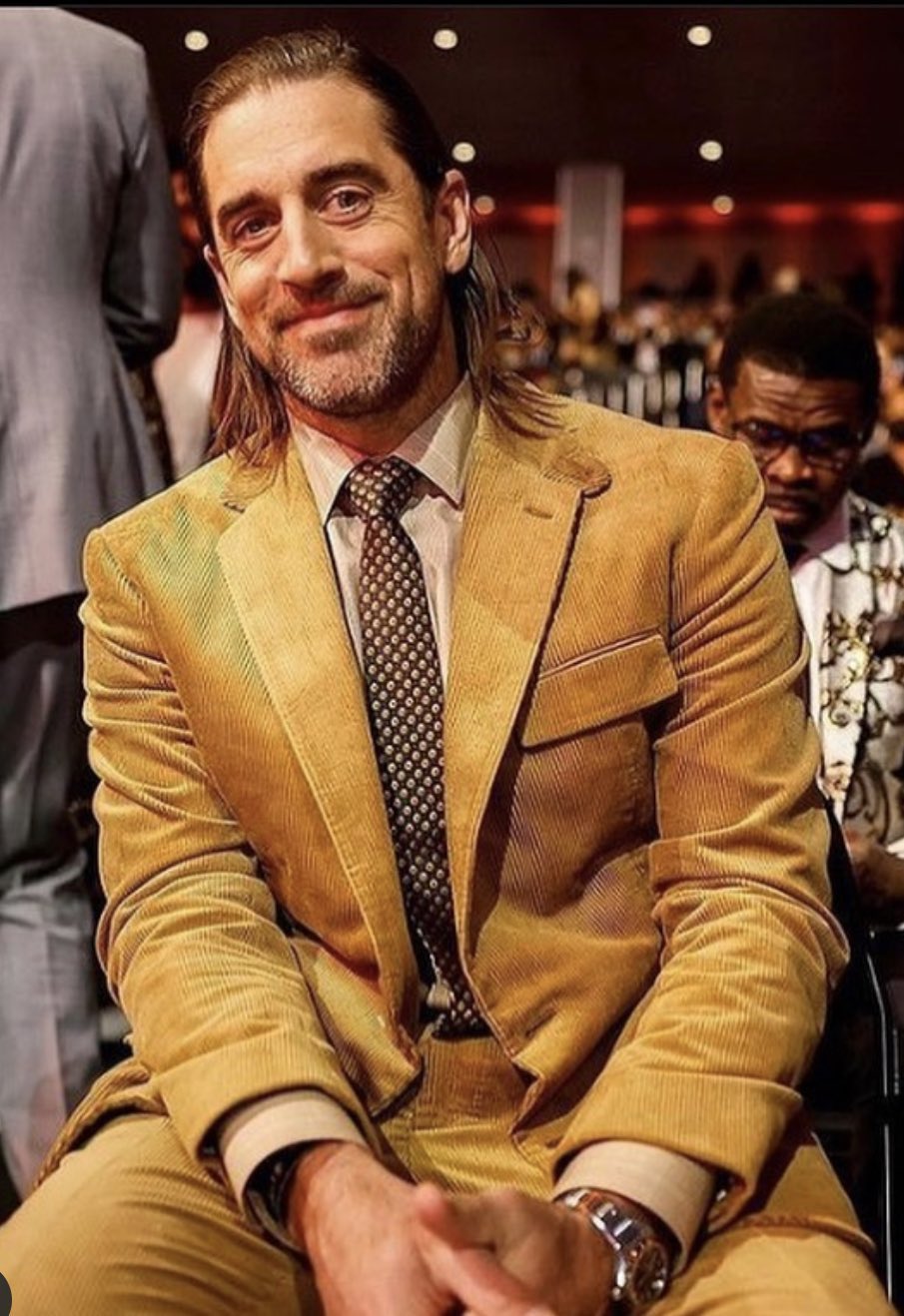Aaron Rodgers Suit
