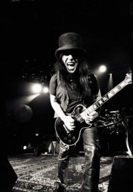 Mick Mars Wallpaper