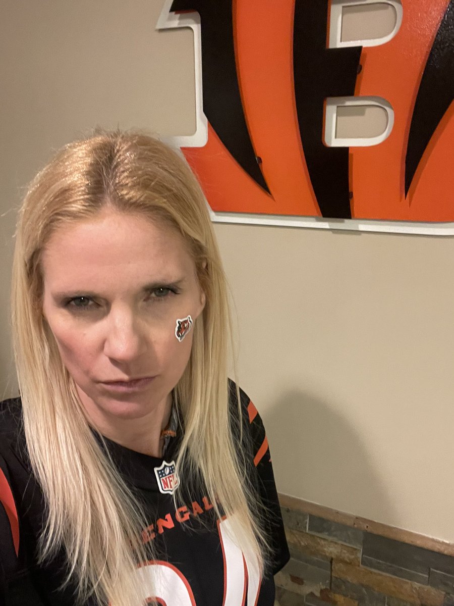 Katie Falk's Instagram, Twitter & Facebook on IDCrawl