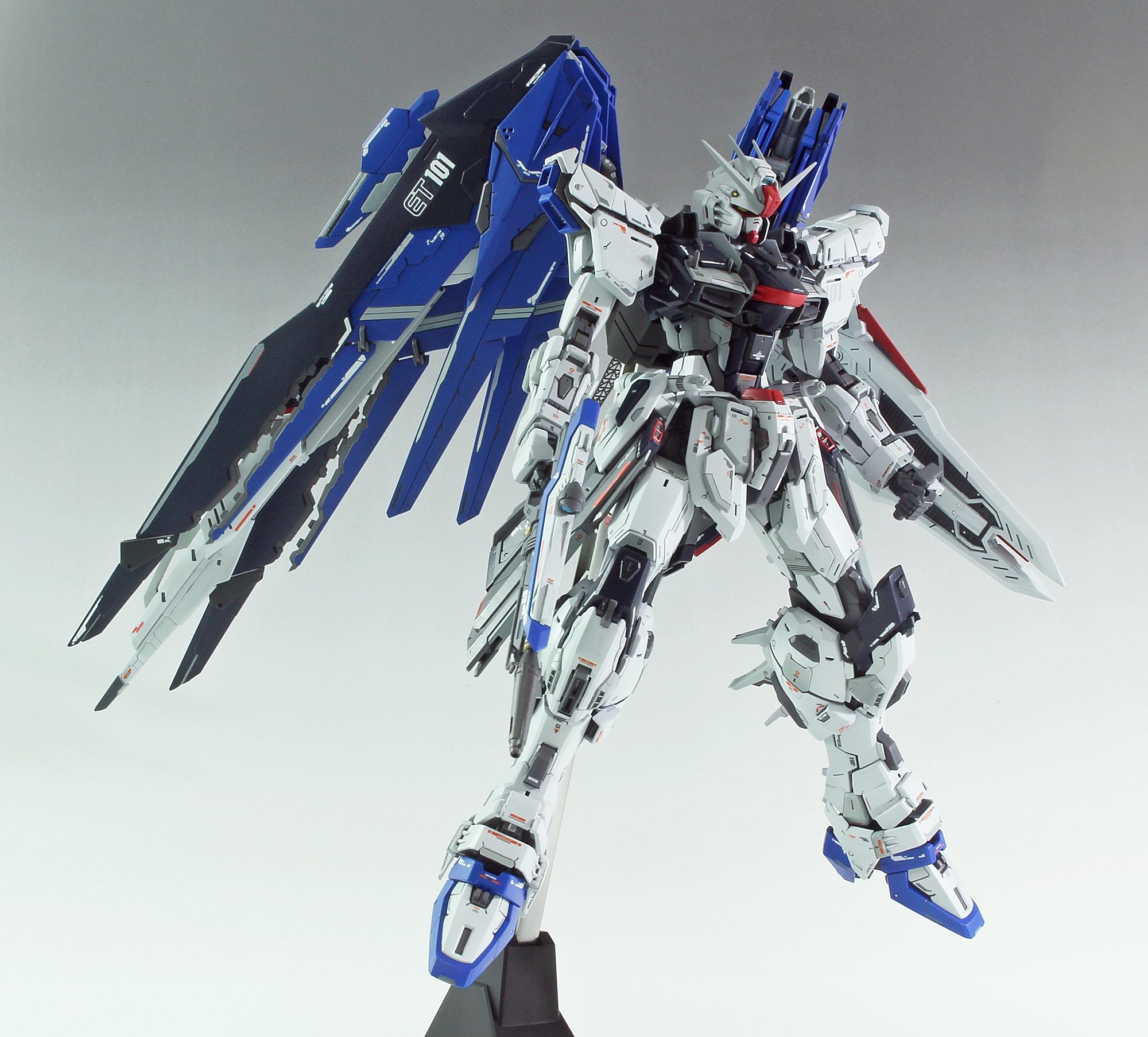 下田重工業 on Twitter: "#血のバレンタインにSEEDのプラモを晒す MG フリーダムver.2.0 https://t.co/RhesmmugkQ" / Twitter