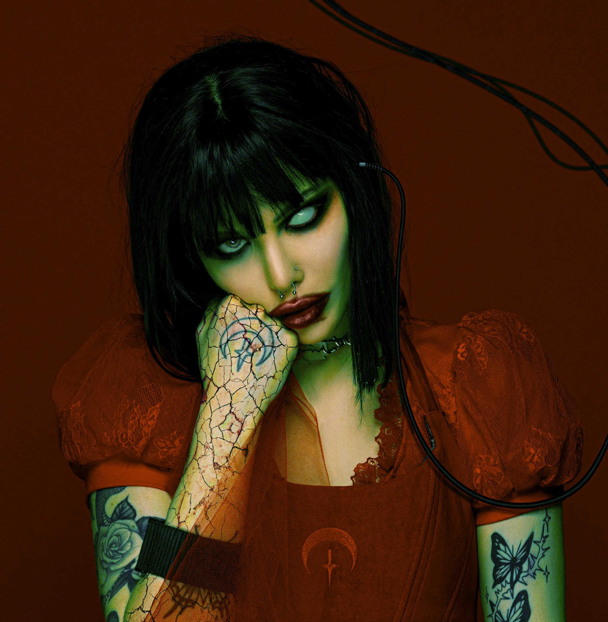 Alice Glass Black Hair