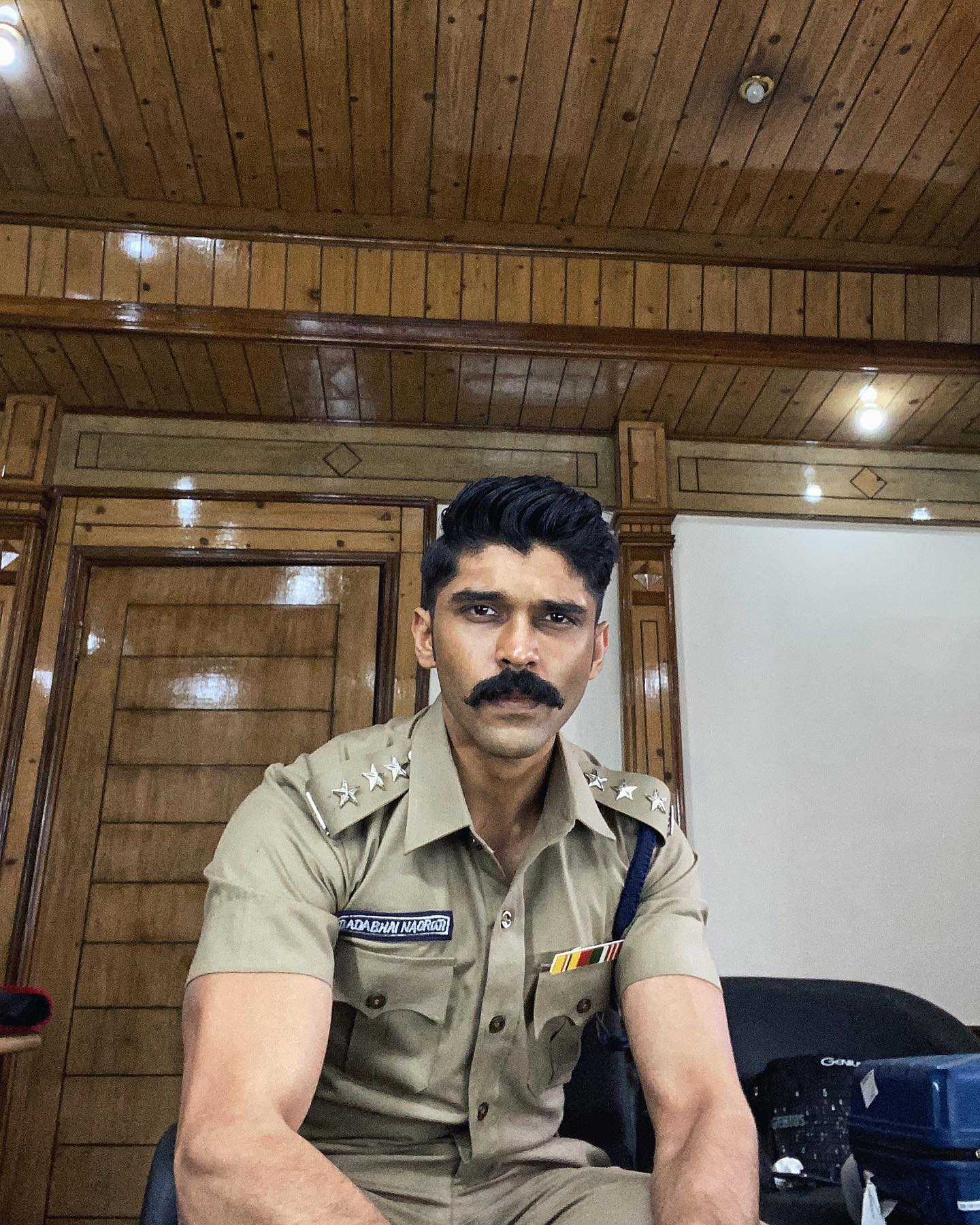 Vikram Police Uniform
