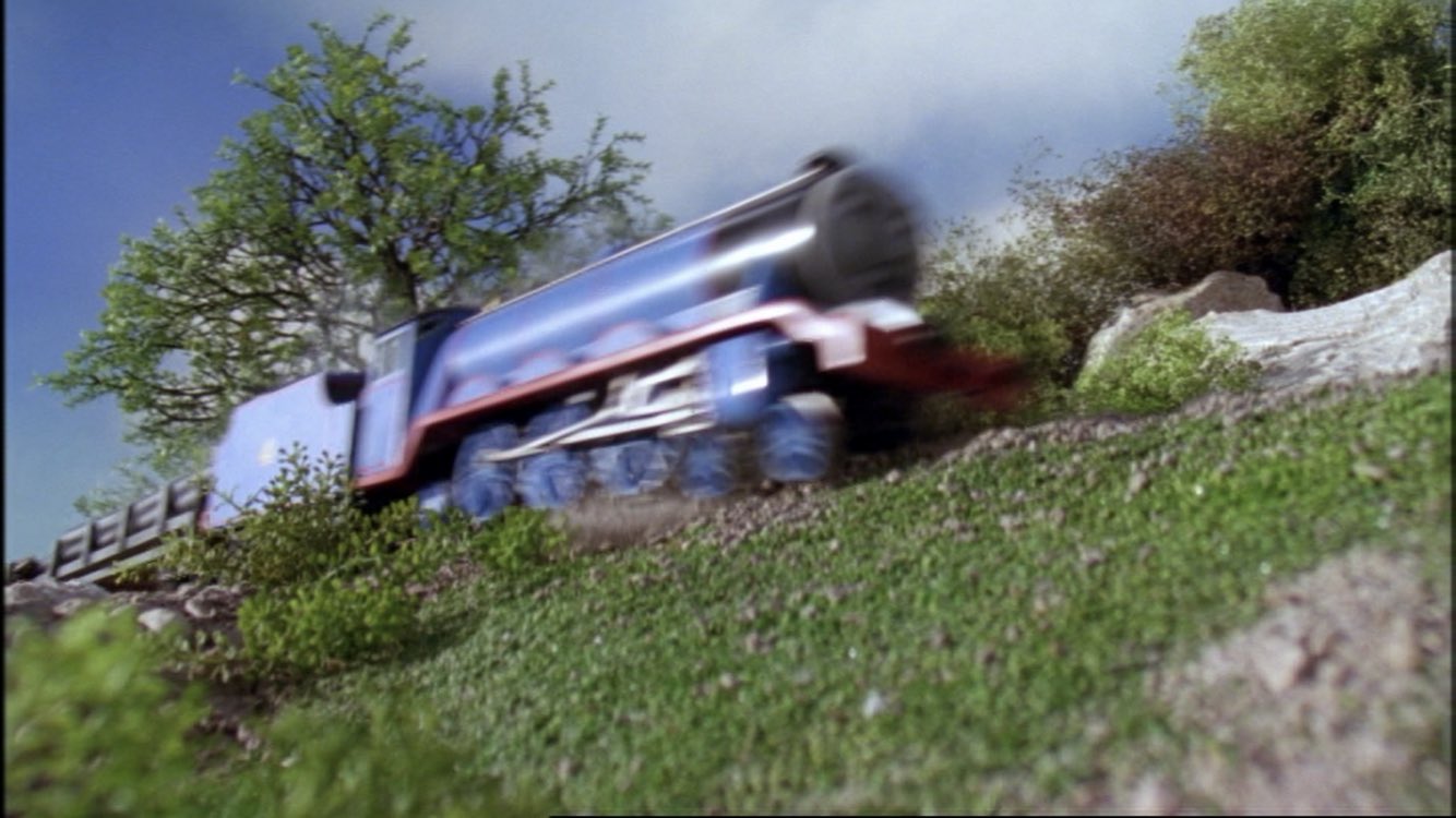 Thomas And Friends Gordon Takes A Tumble