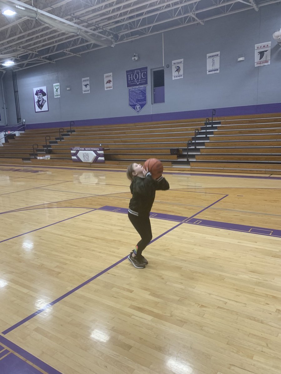 Karli Yoder (@karlijae1) | Twitter