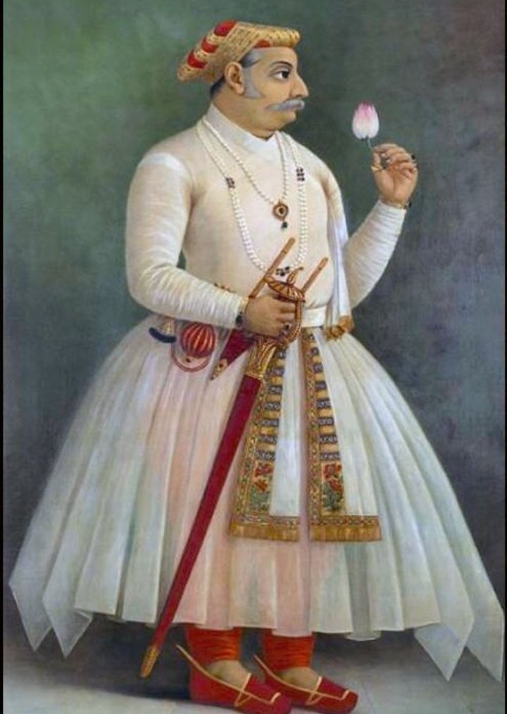 #Rajput यह बात तबकी है जब औरंगज़ेब ने समस्त वैष्णव मन्दिरों को तोड़ने ...