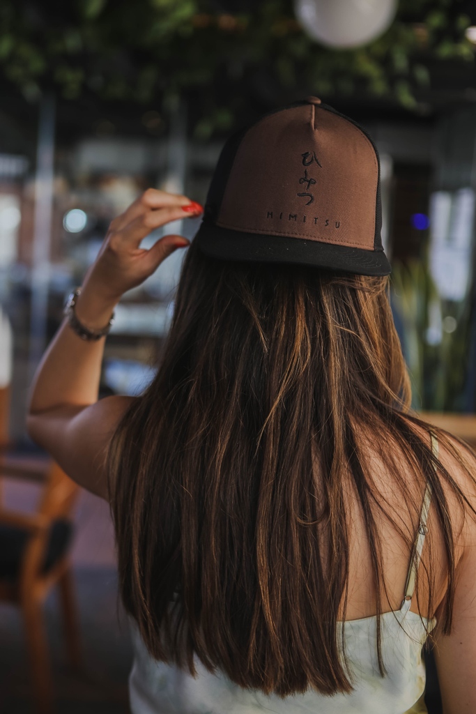 Shōwa Hospitality on Twitter: "NEW HIMITSU HATS 🤎⁠ ⁠ Available to buy only at @himitsusd ...