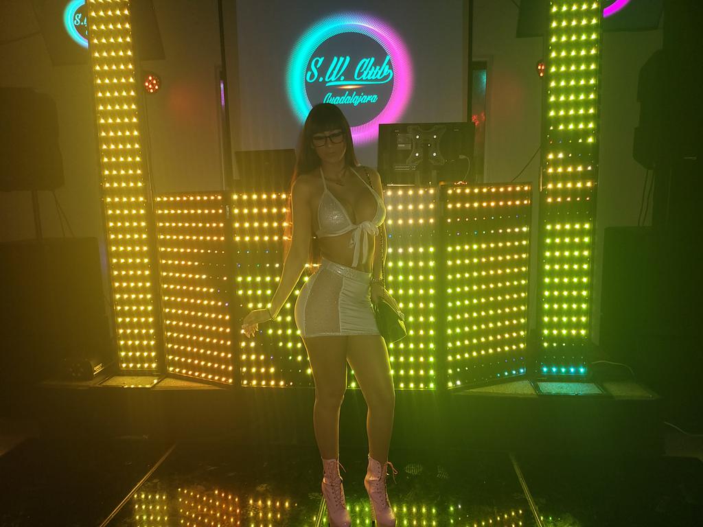 Mia Marin On Twitter Listos Para El Show Aquí En Swclubgdlofi F95ak2jisi Twitter
