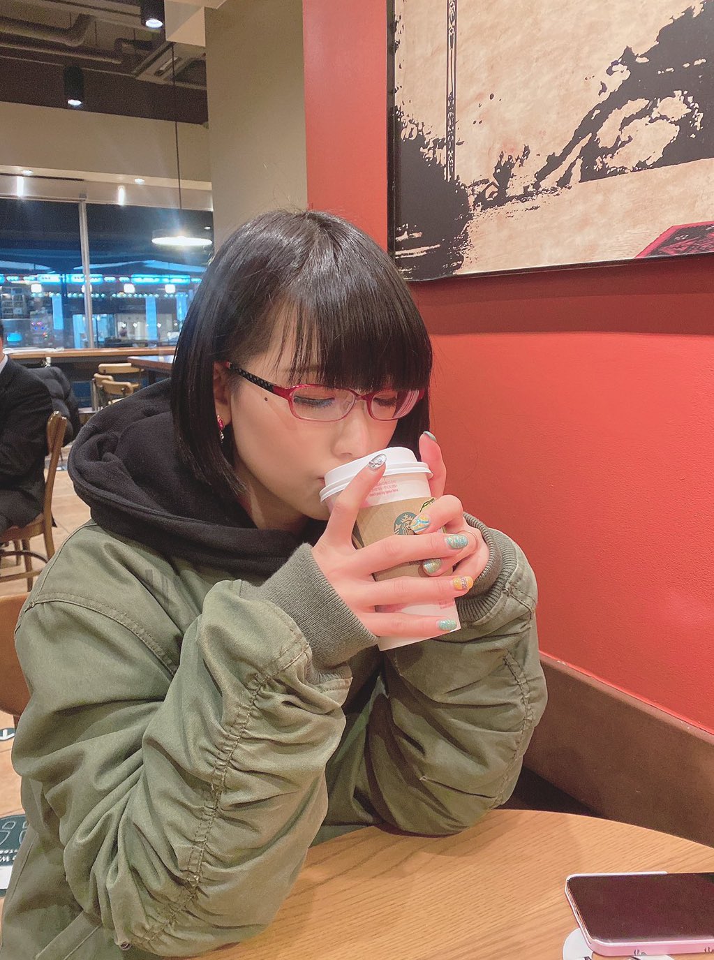 Eri Kitami (北見えり)3/5nuranura展/デパH on Twitter: "なーに？…