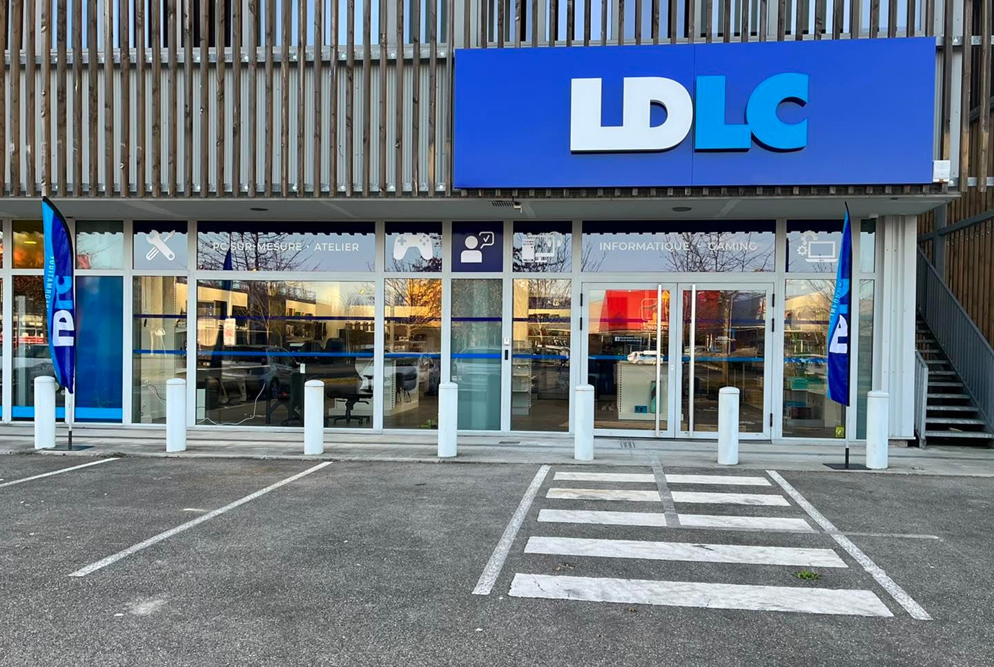 Groupe LDLC on Twitter: "#ouverture Notre dernier magasin, LDLC Montauban vient d'ouvrir ses ...