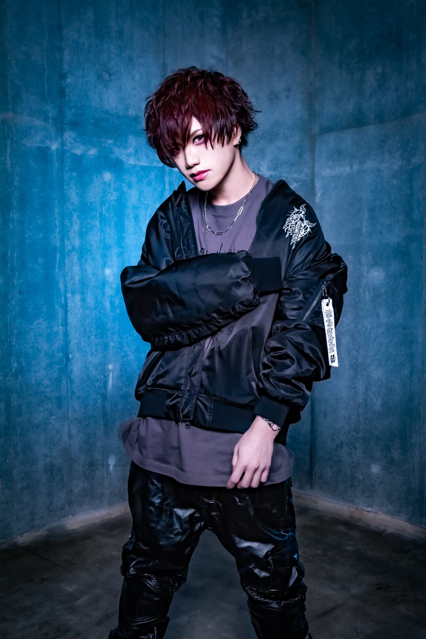 零[Hz] on Twitter: " SIXAXIZ-2022-アーティスト写真 Ba:TEIKA Dr:RYOGA…