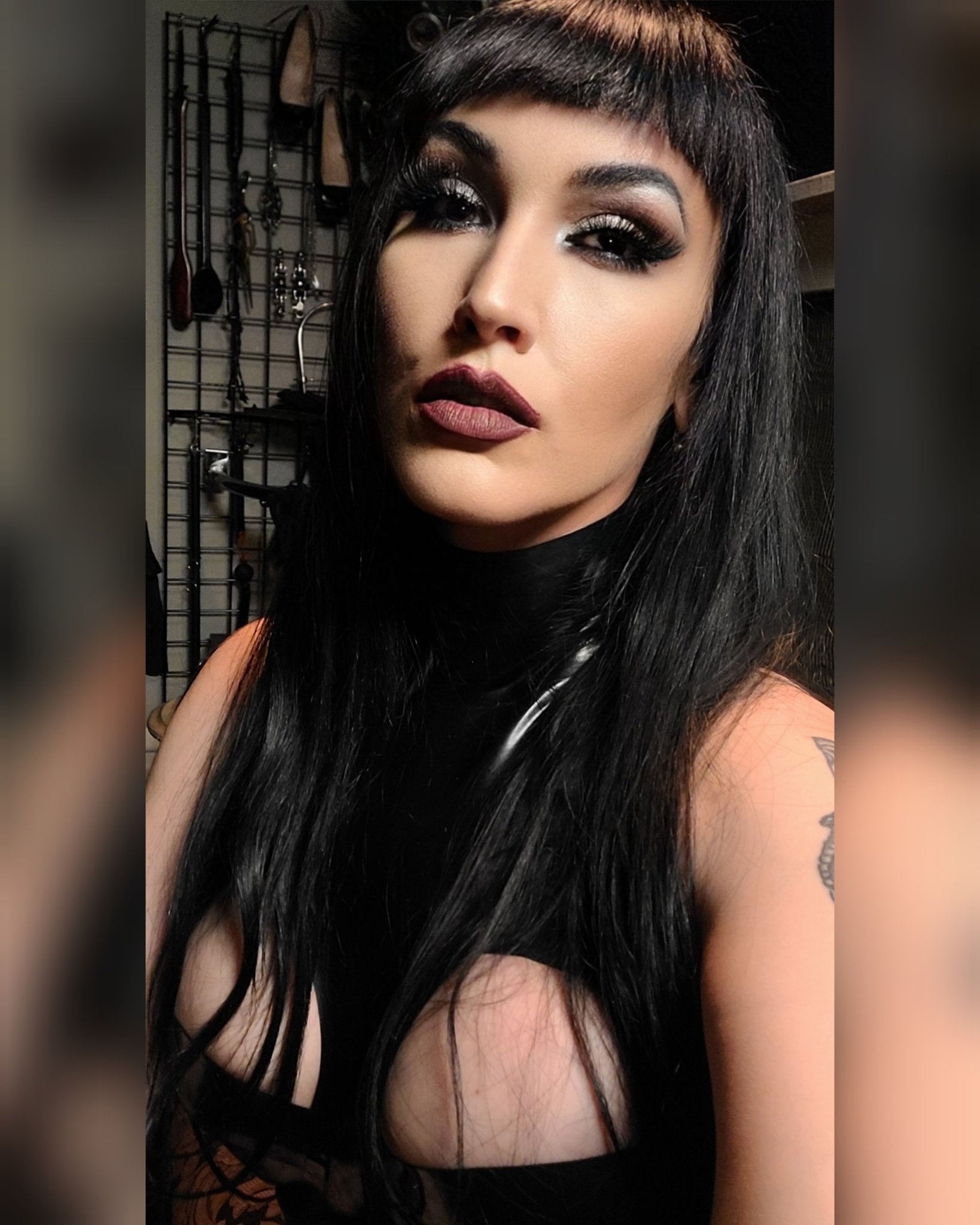 GoddessHellfire - Thailand 02/01-28 on Twitter: "Good morning kinky creeps and fetish freaks ...