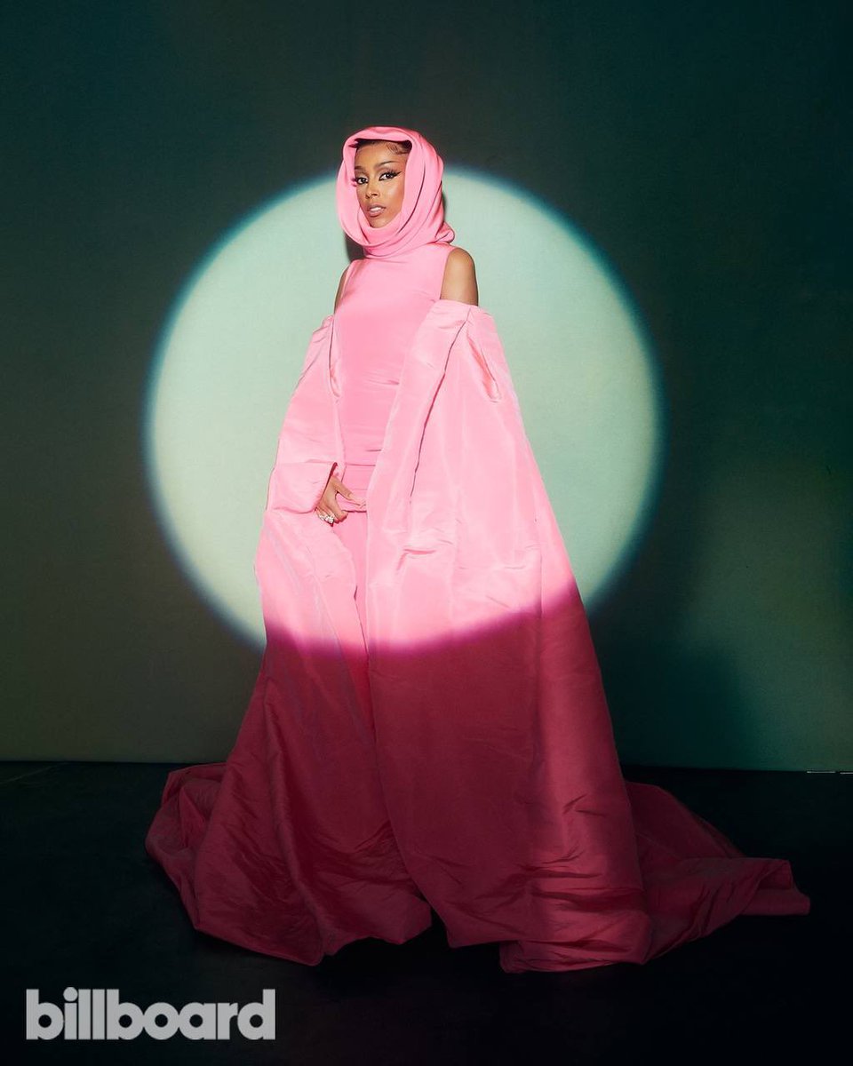 Doja Cat looks fabulous backstage for Billboard Women in Music💖 Pop ...