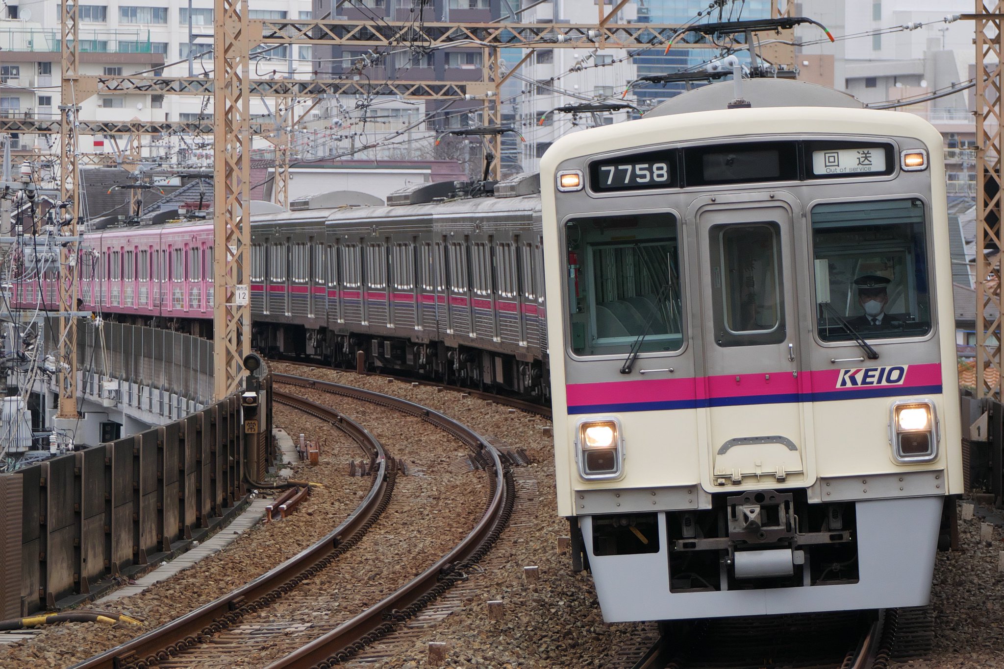 N on Twitter: "2/20 回9109レ ((高幡不動~)つつじヶ丘~若葉台) 7000系7708F+7801F 6連+4連 ※車輪削正 若葉台回送 ※7708F:伴走車 動物園線 ...