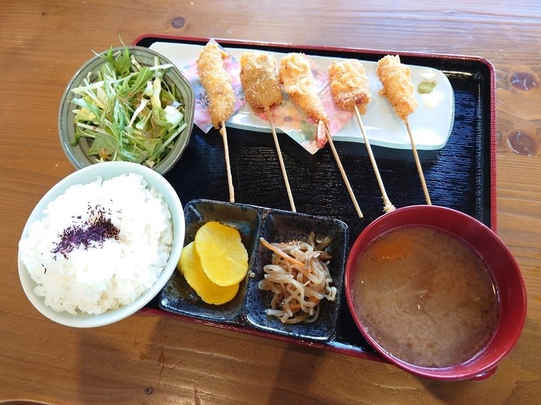 食材の旨さ引き立つ串揚げ - cureco beta